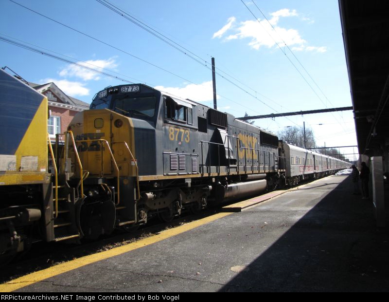 CSX 8773